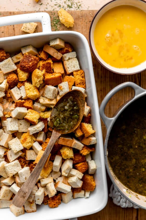 Classic Cornbread Dressing - House of Yumm