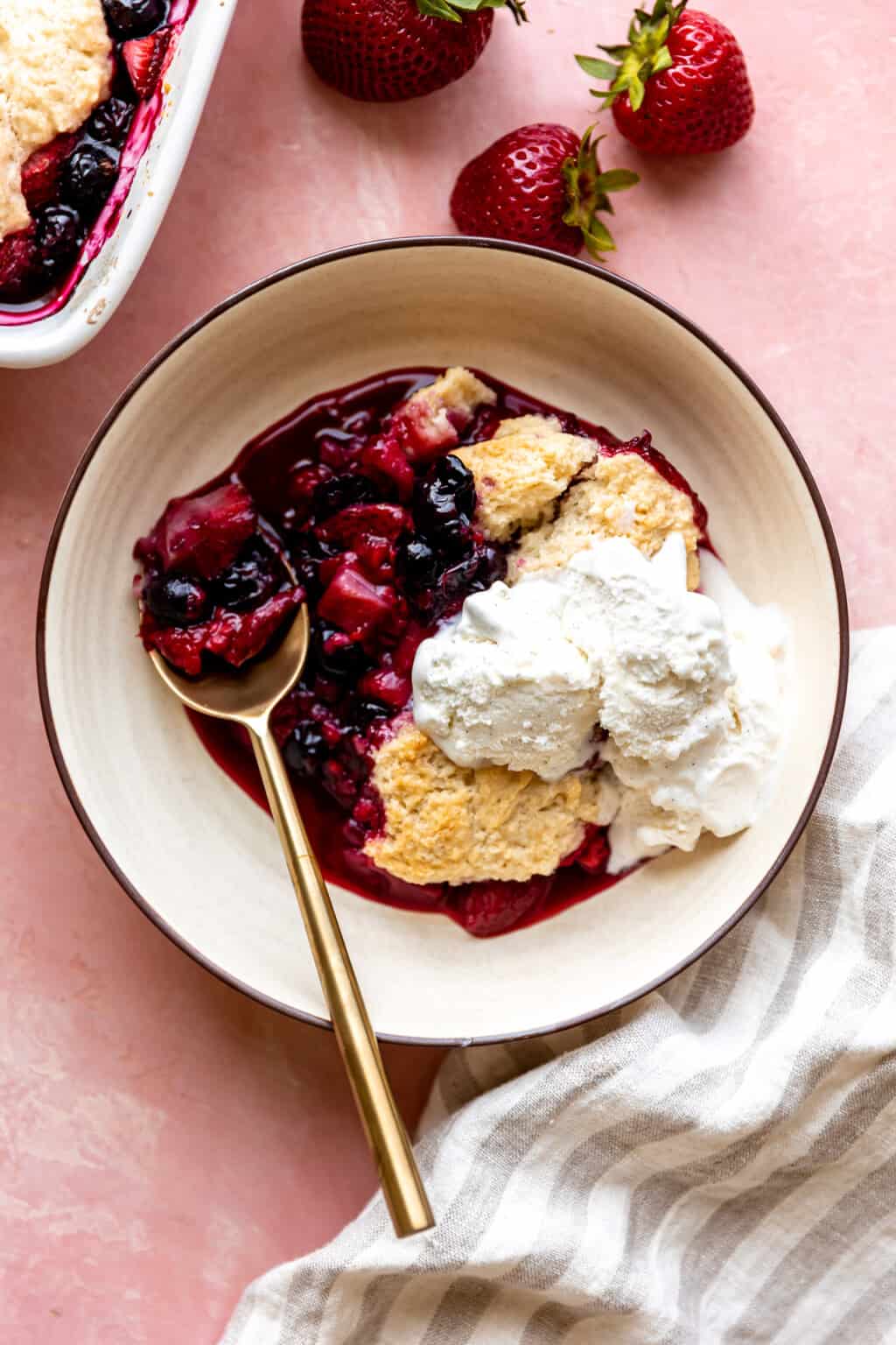 Mixed Berry Cobbler - House of Yumm