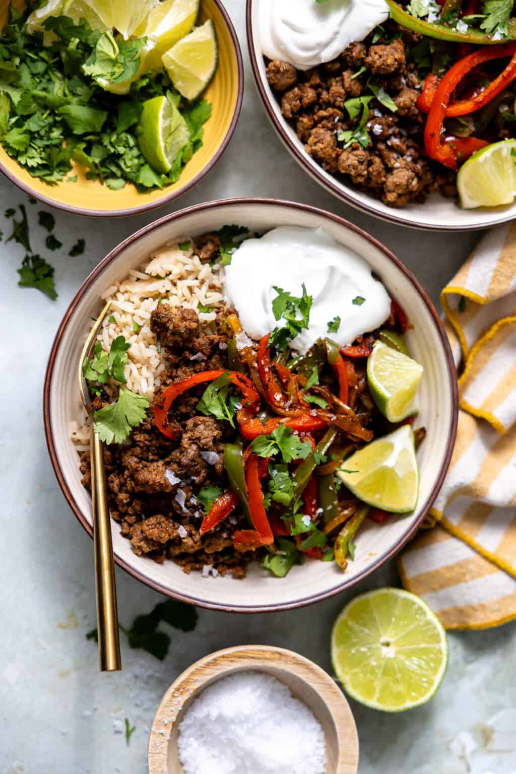 Ground Beef Fajita Bowls - House of Yumm